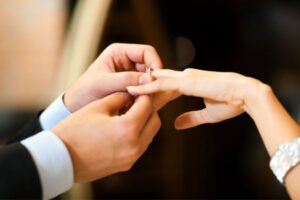 Engagement announcement wording - Tips & Inspiration